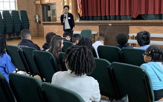 CSW 2023 Career Day Middle School Students Learn About Job Options From HNOM Parents Holy csw-2023-career-day-middle-school-students-learn-about-job-options-from-hnom-parents-holy